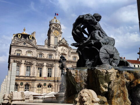 Is Lyon worth visiting for tourists?
